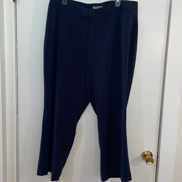 Catherines | Pants & Jumpsuits | Nwt Catherines Right Fit Curvy Pant ...